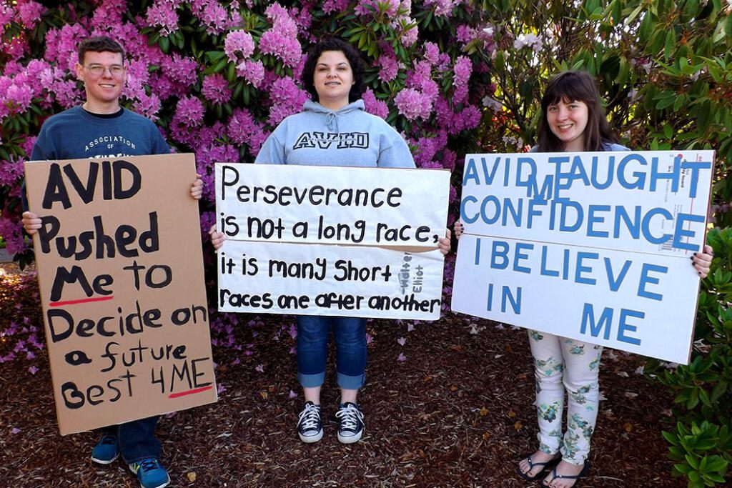 Longview’s first AVID graduates ready to soar – ESD 112