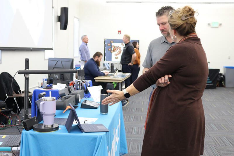 ESD 112 Technology Vendor Showcase connects school leaders, classroom ...
